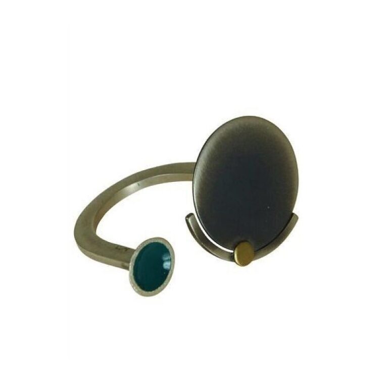 Aines Ring Two Silver Green Circle – Make Designed Objects