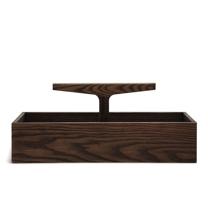 May Front Window 2021 – Make Designed Objects