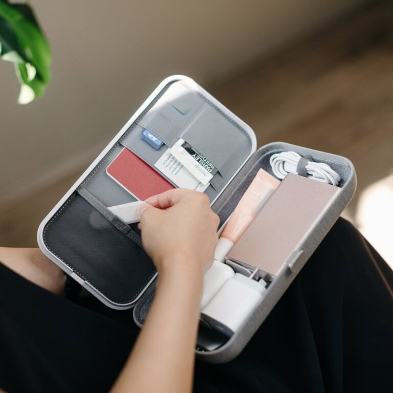 Orbitkey Nest Ash - Make Designed Objects