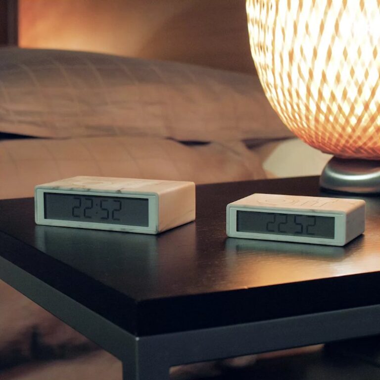 Lexon Flip Travel Black - Make Designed Objects