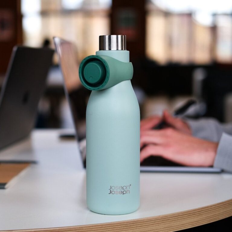Joseph Joseph Loop Water Bottle Green - Make Designed Objects