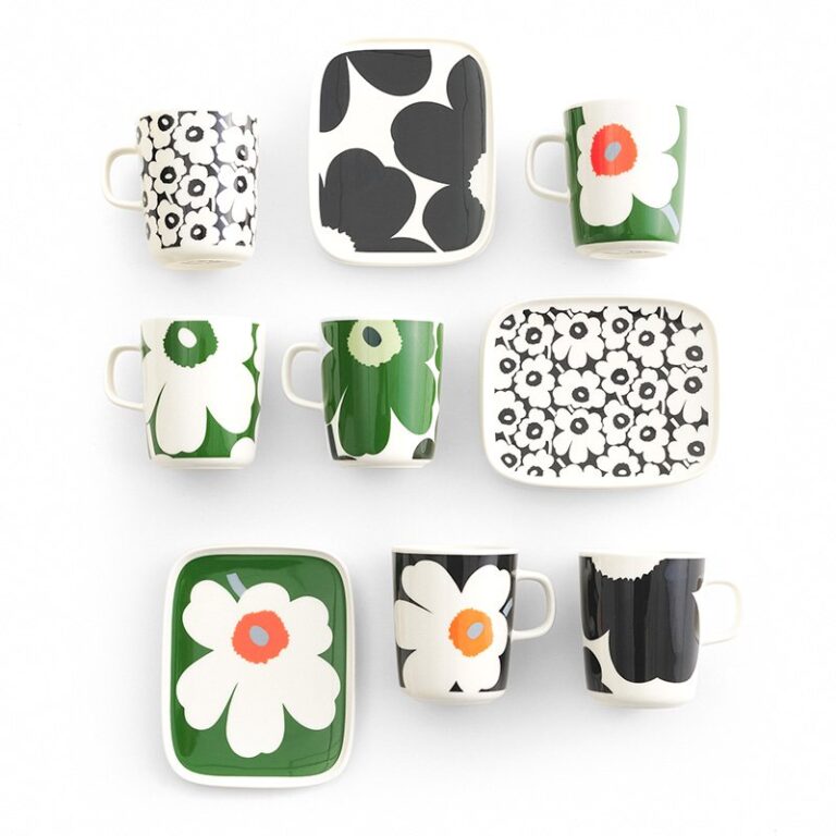 Marimekko Mug Iso Unikko Black - Make Designed Objects