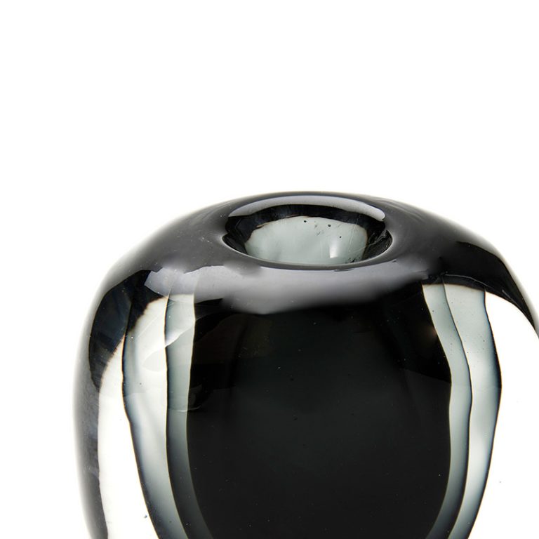 Foundry Bean Vase Small - Make Designed Objects