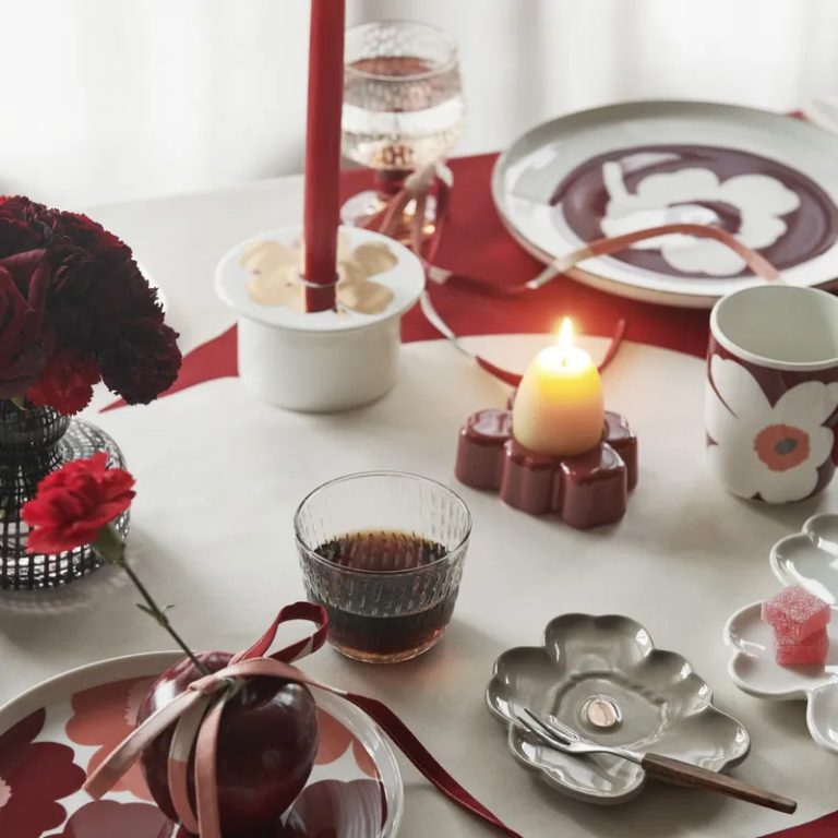 Marimekko Shape Plates White Terra (2) - Make Designed Objects